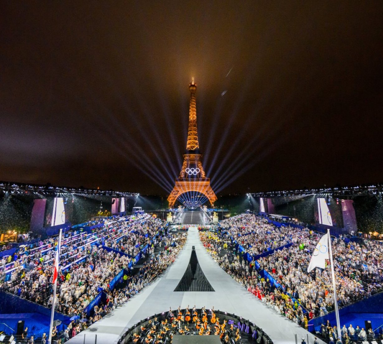 Inauguran Juegos Olímpicos París 2024: Venezuela brilló desde el río ...