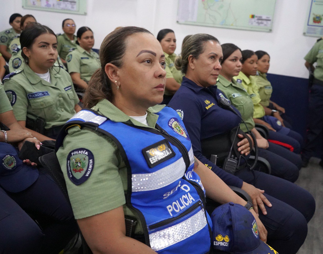 Alcaldesa Dina Castillo: Ser una mujer policía es un trabajo ejemplar ...